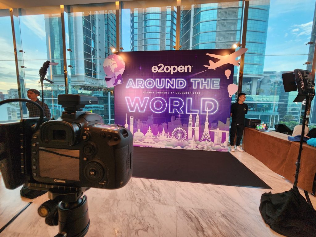 Simple Photo Booth - PopTheBox